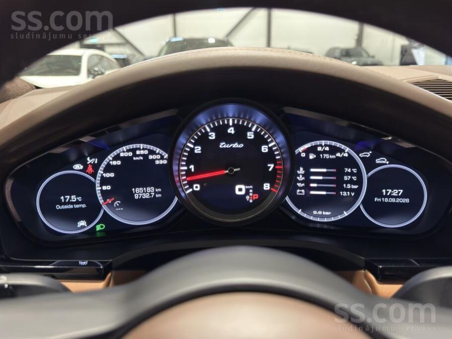 Pelēks Porsche Cayenne 2019 Rīga, ar dzinēja tilpumu 4.00 L un nobraukumu 164 tūkst. km par 46990 €, foto 19 vietnē AUTOMOTO.COM.LV