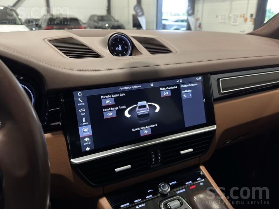 Pelēks Porsche Cayenne 2019 Rīga, ar dzinēja tilpumu 4.00 L un nobraukumu 164 tūkst. km par 46990 €, foto 21 vietnē AUTOMOTO.COM.LV