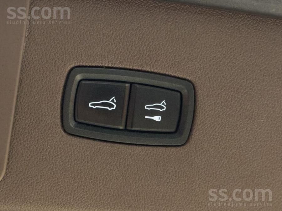 Pelēks Porsche Cayenne 2019 Rīga, ar dzinēja tilpumu 4.00 L un nobraukumu 164 tūkst. km par 46990 €, foto 25 vietnē AUTOMOTO.COM.LV