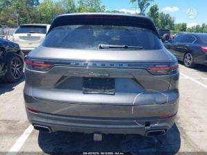 Pelēks Porsche Cayenne 2019 Klaipėda, ar dzinēja tilpumu 3.00 L un nobraukumu 141 tūkst. km par 16000 €, foto 4 vietnē AUTOMOTO.COM.LV