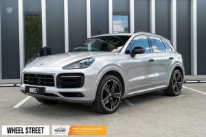 Pelēks Porsche Cayenne 2019 Viļņa, ar dzinēja tilpumu 3.00 L un nobraukumu 65 tūkst. km par 50990 €, foto  vietnē AUTOMOTO.COM.LV
