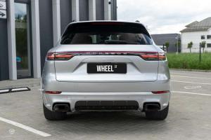 Pelēks Porsche Cayenne 2019 Viļņa, ar dzinēja tilpumu 3.00 L un nobraukumu 65 tūkst. km par 50990 €, foto 5 vietnē AUTOMOTO.COM.LV