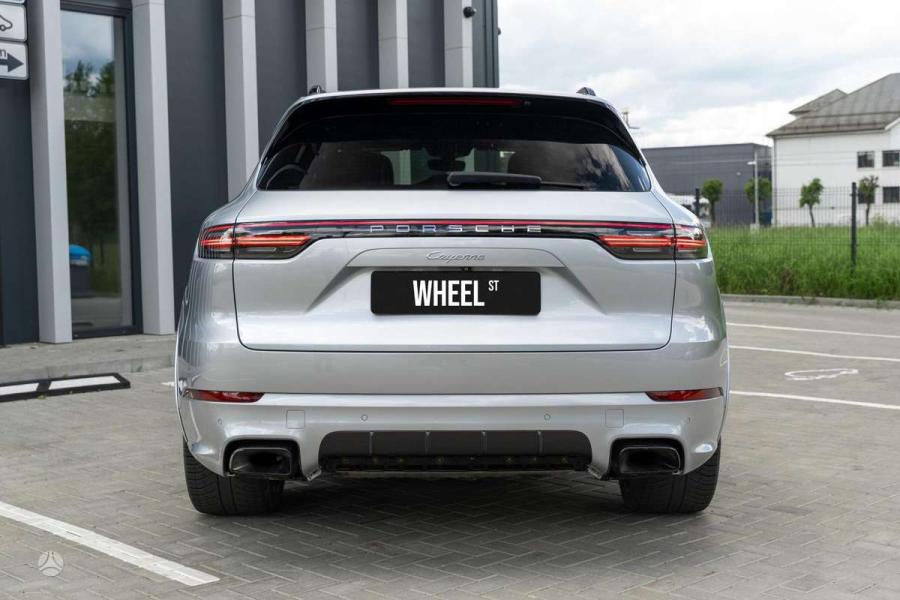 Pelēks Porsche Cayenne 2019 Viļņa, ar dzinēja tilpumu 3.00 L un nobraukumu 65 tūkst. km par 50990 €, foto 5 vietnē AUTOMOTO.COM.LV