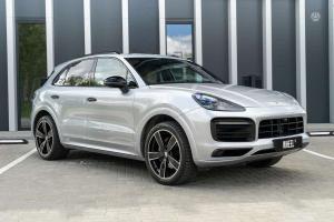 Pelēks Porsche Cayenne 2019 Viļņa, ar dzinēja tilpumu 3.00 L un nobraukumu 65 tūkst. km par 50990 €, foto 8 vietnē AUTOMOTO.COM.LV