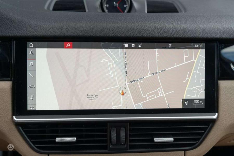 Pelēks Porsche Cayenne 2019 Viļņa, ar dzinēja tilpumu 3.00 L un nobraukumu 65 tūkst. km par 50990 €, foto 37 vietnē AUTOMOTO.COM.LV