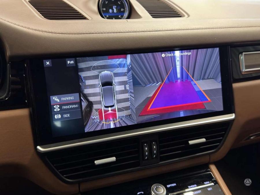 Grey Porsche Cayenne 2019 in Riga, with an engine capacity of 4.00 L and mileage of 164 thousand km for 52990 €, photo 22 on AUTOMOTO.COM.LV