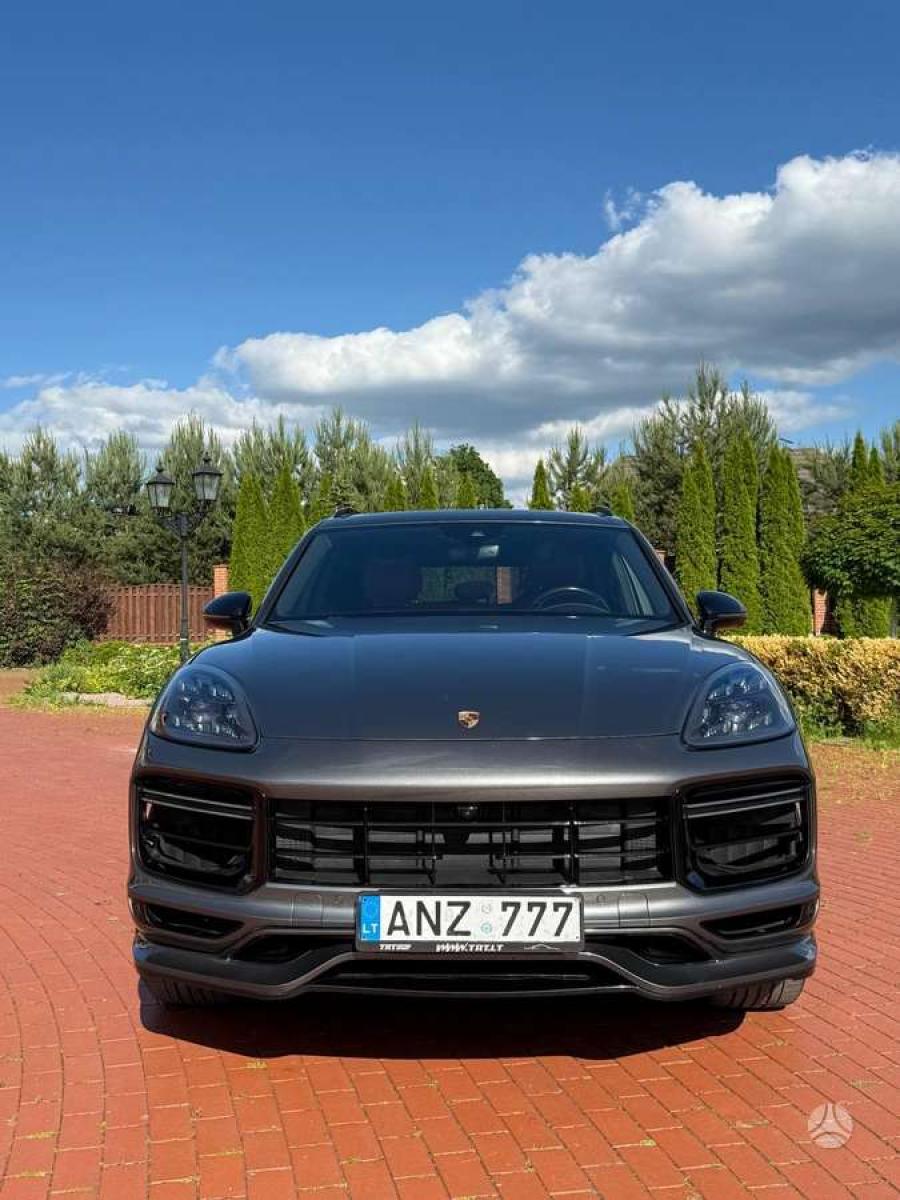 Pelēks Porsche Cayenne 2019 Viļņa, ar dzinēja tilpumu 3.00 L un nobraukumu 128 tūkst. km par 49500 €, foto 8 vietnē AUTOMOTO.COM.LV