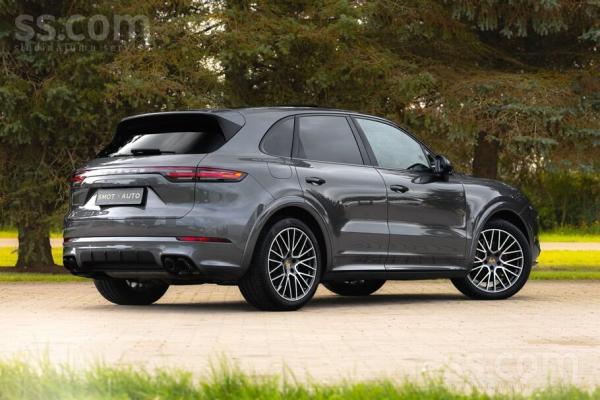 Porsche Cayenne 2019 Jelgava vietnē Pelēks Porsche Cayenne 2019 Jelgava, ar dzinēja tilpumu 3.00 L un nobraukumu 0 tūkst. km par 48500 €, foto 7 vietnē AUTOMOTO.COM.LV