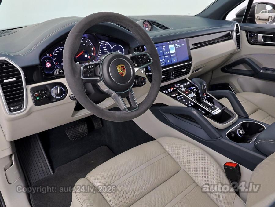 Серый Порше Каен 2019 в Таллин, объемом двигателя 3.00 л и пробегом 183 тыс. км за 40000 €, фото 16 на AUTOMOTO.COM.LV
