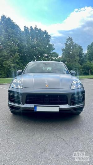 Pelēks Porsche Cayenne 2020 Viļņa, ar dzinēja tilpumu 4.00 L un nobraukumu 120 tūkst. km par 63000 €, foto 3 vietnē AUTOMOTO.COM.LV