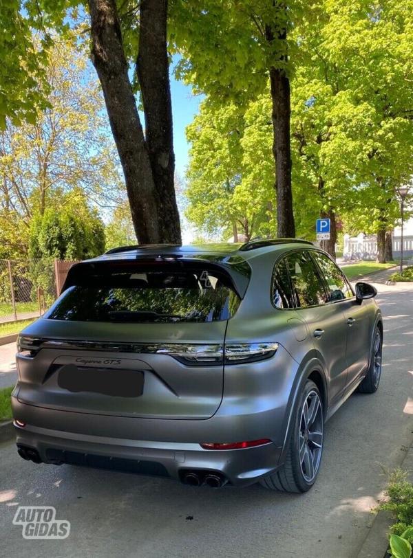 Pelēks Porsche Cayenne 2020 Viļņa, ar dzinēja tilpumu 4.00 L un nobraukumu 120 tūkst. km par 63000 €, foto 5 vietnē AUTOMOTO.COM.LV