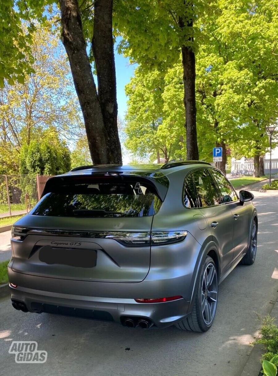 Pelēks Porsche Cayenne 2020 Viļņa, ar dzinēja tilpumu 4.00 L un nobraukumu 120 tūkst. km par 63000 €, foto 5 vietnē AUTOMOTO.COM.LV
