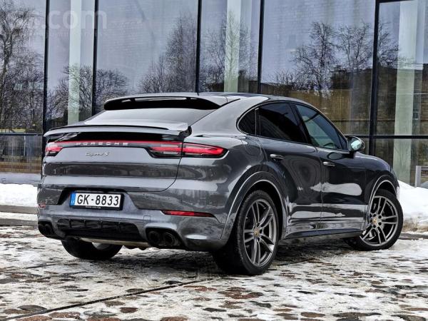 Pelēks Porsche Cayenne 2020 Rīga, ar dzinēja tilpumu 2.90 L un nobraukumu 76 tūkst. km par 65555 €, foto 3 vietnē AUTOMOTO.COM.LV