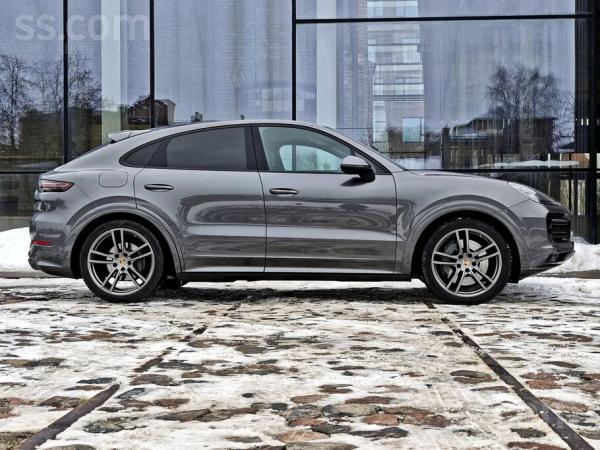 Pelēks Porsche Cayenne 2020 Rīga, ar dzinēja tilpumu 2.90 L un nobraukumu 76 tūkst. km par 65555 €, foto 5 vietnē AUTOMOTO.COM.LV