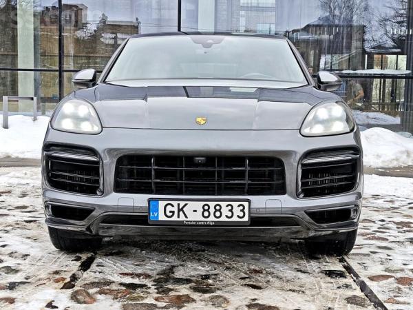 Pelēks Porsche Cayenne 2020 Rīga, ar dzinēja tilpumu 2.90 L un nobraukumu 76 tūkst. km par 65555 €, foto 7 vietnē AUTOMOTO.COM.LV