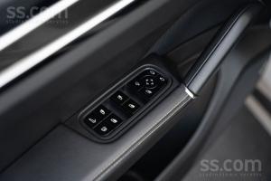 Pelēks Porsche Cayenne 2020 Rīga, ar dzinēja tilpumu 3.00 L un nobraukumu 131 tūkst. km par 65990 €, foto 19 vietnē AUTOMOTO.COM.LV
