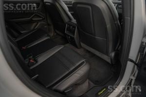 Pelēks Porsche Cayenne 2020 Rīga, ar dzinēja tilpumu 3.00 L un nobraukumu 131 tūkst. km par 65990 €, foto 34 vietnē AUTOMOTO.COM.LV