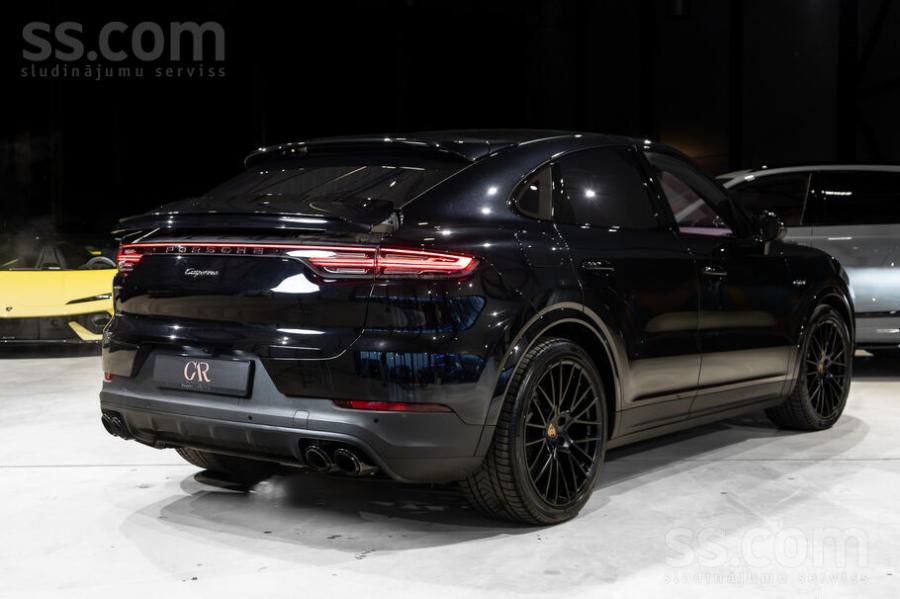 Grey Porsche Cayenne 2020 in Riga, with an engine capacity of 3.00 L and mileage of 99 thousand km for 68900 €, photo 5 on AUTOMOTO.COM.LV