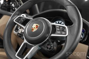 Grey Porsche Cayenne 2020 in Riga, with an engine capacity of 3.00 L and mileage of 99 thousand km for 68900 €, photo 22 on AUTOMOTO.COM.LV