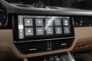 Grey Porsche Cayenne 2020 in Riga, with an engine capacity of 3.00 L and mileage of 99 thousand km for 68900 €, photo 31 on AUTOMOTO.COM.LV