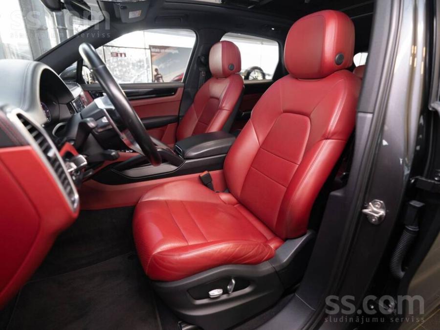 Pelēks Porsche Cayenne 2020 Rīga, ar dzinēja tilpumu 3.00 L un nobraukumu 153 tūkst. km par 44900 €, foto 6 vietnē AUTOMOTO.COM.LV