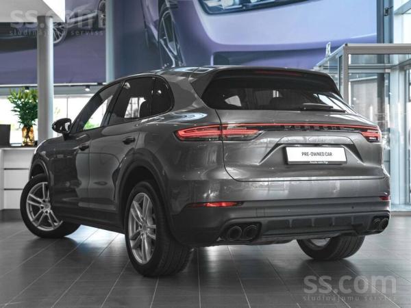 Grey Porsche Cayenne 2020 in Riga, with an engine capacity of 3.00 L and mileage of 153 thousand km for 44900 €, photo 10 on AUTOMOTO.COM.LV