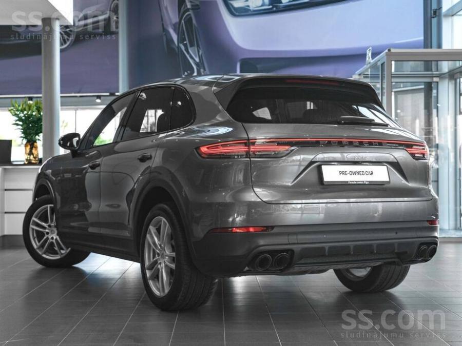 Pelēks Porsche Cayenne 2020 Rīga, ar dzinēja tilpumu 3.00 L un nobraukumu 153 tūkst. km par 44900 €, foto 11 vietnē AUTOMOTO.COM.LV