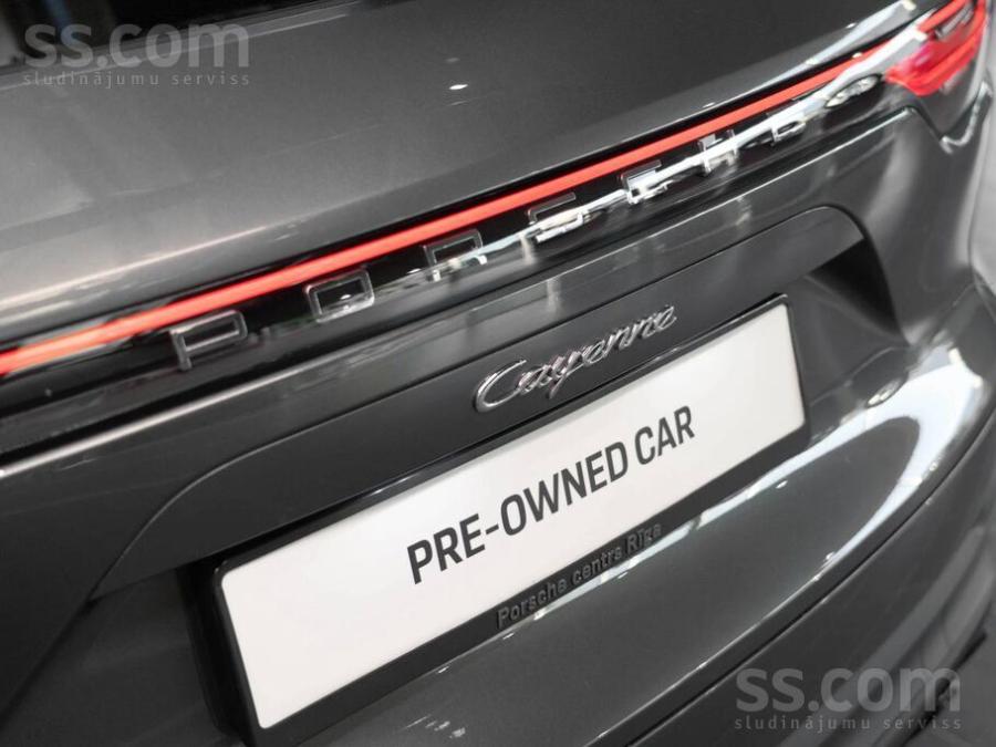 Pelēks Porsche Cayenne 2020 Rīga, ar dzinēja tilpumu 3.00 L un nobraukumu 153 tūkst. km par 44900 €, foto 14 vietnē AUTOMOTO.COM.LV