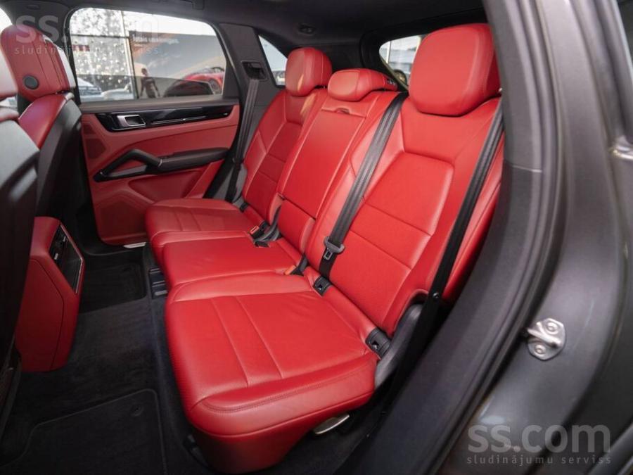 Pelēks Porsche Cayenne 2020 Rīga, ar dzinēja tilpumu 3.00 L un nobraukumu 153 tūkst. km par 44900 €, foto 21 vietnē AUTOMOTO.COM.LV