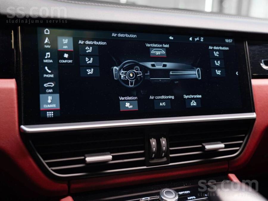 Pelēks Porsche Cayenne 2020 Rīga, ar dzinēja tilpumu 3.00 L un nobraukumu 153 tūkst. km par 44900 €, foto 26 vietnē AUTOMOTO.COM.LV