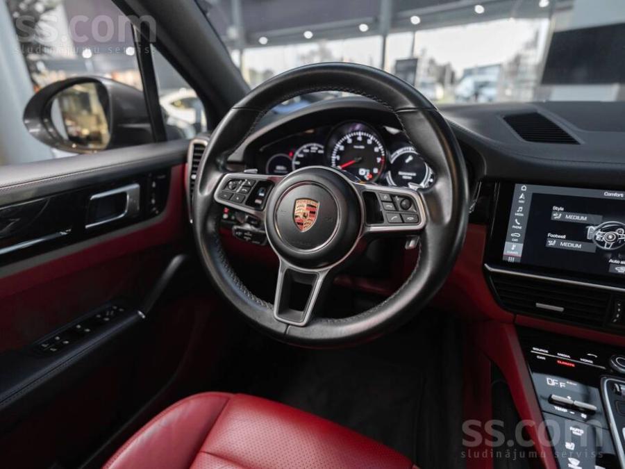 Pelēks Porsche Cayenne 2020 Rīga, ar dzinēja tilpumu 3.00 L un nobraukumu 153 tūkst. km par 44900 €, foto 30 vietnē AUTOMOTO.COM.LV
