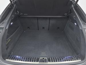 Pelēks Porsche Cayenne 2020 Tallina, ar dzinēja tilpumu 3.00 L un nobraukumu 75 tūkst. km par 64500 €, foto 15 vietnē AUTOMOTO.COM.LV