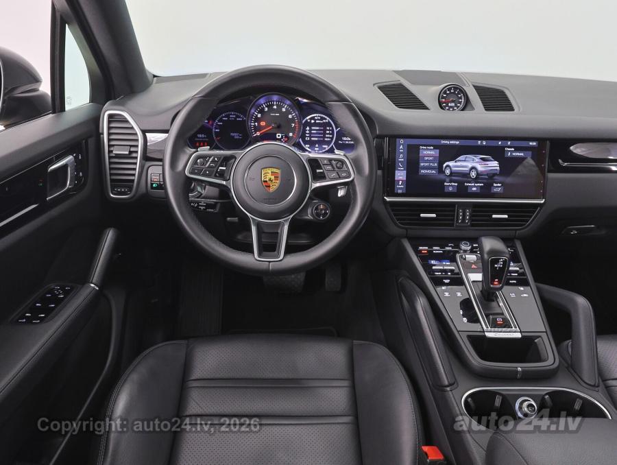Pelēks Porsche Cayenne 2020 Tallina, ar dzinēja tilpumu 3.00 L un nobraukumu 75 tūkst. km par 64500 €, foto 17 vietnē AUTOMOTO.COM.LV