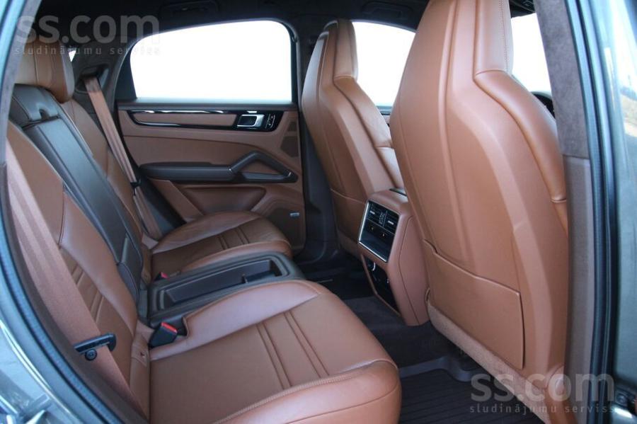 Pelēks Porsche Cayenne 2020 Rīga, ar dzinēja tilpumu 4.00 L un nobraukumu 121 tūkst. km par 63000 €, foto 13 vietnē AUTOMOTO.COM.LV