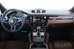 Pelēks Porsche Cayenne 2020 Rīga, ar dzinēja tilpumu 4.00 L un nobraukumu 121 tūkst. km par 63000 €, foto 17 vietnē AUTOMOTO.COM.LV