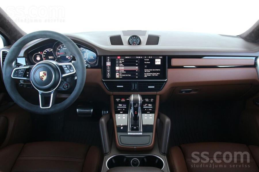 Pelēks Porsche Cayenne 2020 Rīga, ar dzinēja tilpumu 4.00 L un nobraukumu 121 tūkst. km par 63000 €, foto 17 vietnē AUTOMOTO.COM.LV