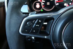 Pelēks Porsche Cayenne 2020 Rīga, ar dzinēja tilpumu 4.00 L un nobraukumu 121 tūkst. km par 63000 €, foto 21 vietnē AUTOMOTO.COM.LV
