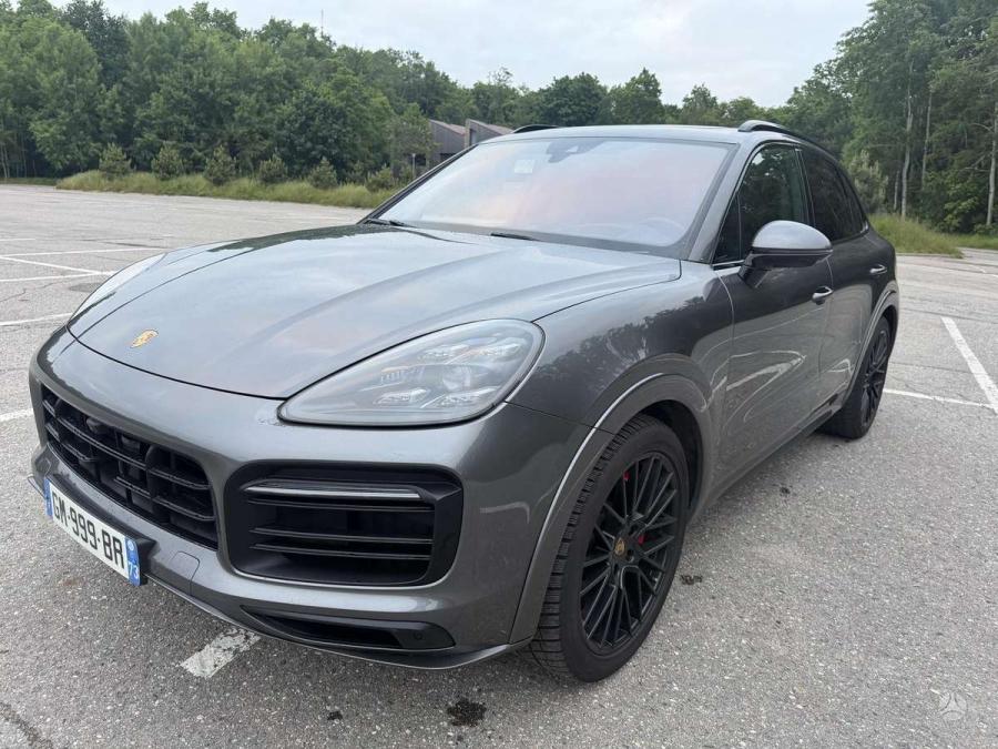 Pelēks Porsche Cayenne 2020 Klaipėda, ar dzinēja tilpumu 4.00 L un nobraukumu 185 tūkst. km par 45300 €, foto 1 vietnē AUTOMOTO.COM.LV