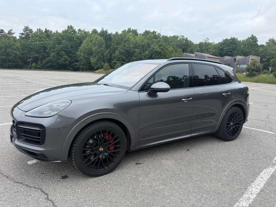 Pelēks Porsche Cayenne 2020 Klaipėda, ar dzinēja tilpumu 4.00 L un nobraukumu 185 tūkst. km par 45300 €, foto 3 vietnē AUTOMOTO.COM.LV
