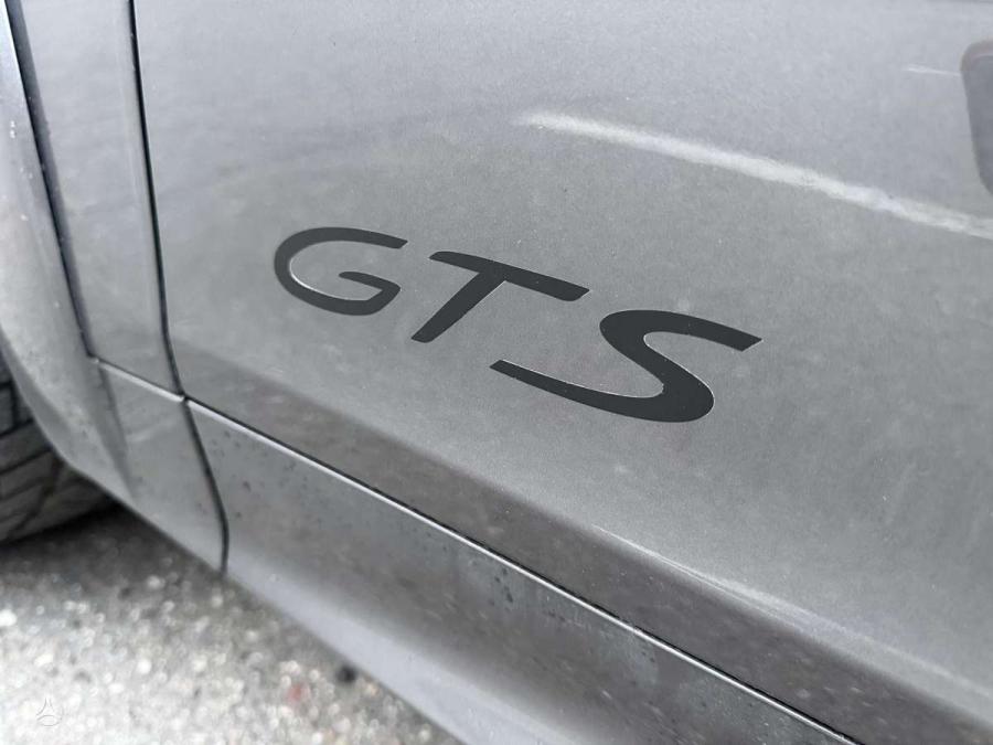 Pelēks Porsche Cayenne 2020 Klaipėda, ar dzinēja tilpumu 4.00 L un nobraukumu 185 tūkst. km par 45300 €, foto 18 vietnē AUTOMOTO.COM.LV