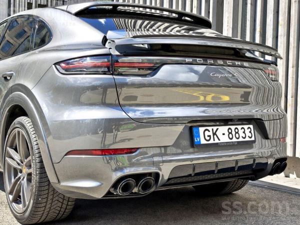 Pelēks Porsche Cayenne 2020 Rīga, ar dzinēja tilpumu 2.90 L un nobraukumu 80 tūkst. km par 63333 €, foto 10 vietnē AUTOMOTO.COM.LV