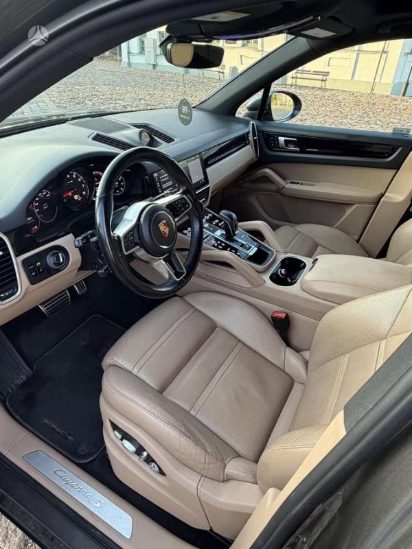 Pelēks Porsche Cayenne 2020 Kėdainiai, ar dzinēja tilpumu 2.89 L un nobraukumu 202 tūkst. km par 39000 €, foto 8 vietnē AUTOMOTO.COM.LV