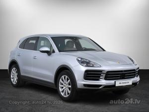 Pelēks Porsche Cayenne 2020 Tallina, ar dzinēja tilpumu 3.00 L un nobraukumu 73 tūkst. km par 55000 €, foto 4 vietnē AUTOMOTO.COM.LV