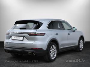 Pelēks Porsche Cayenne 2020 Tallina, ar dzinēja tilpumu 3.00 L un nobraukumu 73 tūkst. km par 55000 €, foto 7 vietnē AUTOMOTO.COM.LV
