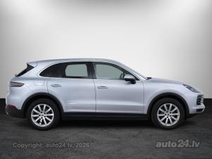Pelēks Porsche Cayenne 2020 Tallina, ar dzinēja tilpumu 3.00 L un nobraukumu 73 tūkst. km par 55000 €, foto 8 vietnē AUTOMOTO.COM.LV