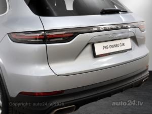 Pelēks Porsche Cayenne 2020 Tallina, ar dzinēja tilpumu 3.00 L un nobraukumu 73 tūkst. km par 55000 €, foto 10 vietnē AUTOMOTO.COM.LV