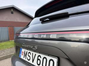 Grey Porsche Cayenne 2020 in Kaunas, with an engine capacity of 2.89 L and mileage of 213 thousand km for 32500 €, photo 19 on AUTOMOTO.COM.LV