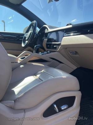 Pelēks Porsche Cayenne 2021 Tallina, ar dzinēja tilpumu 3.00 L un nobraukumu 92 tūkst. km par 67900 €, foto 11 vietnē AUTOMOTO.COM.LV
