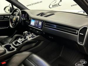 Pelēks Porsche Cayenne 2021 Avižieniai, ar dzinēja tilpumu 4.00 L un nobraukumu 66 tūkst. km par 69000 €, foto 11 vietnē AUTOMOTO.COM.LV