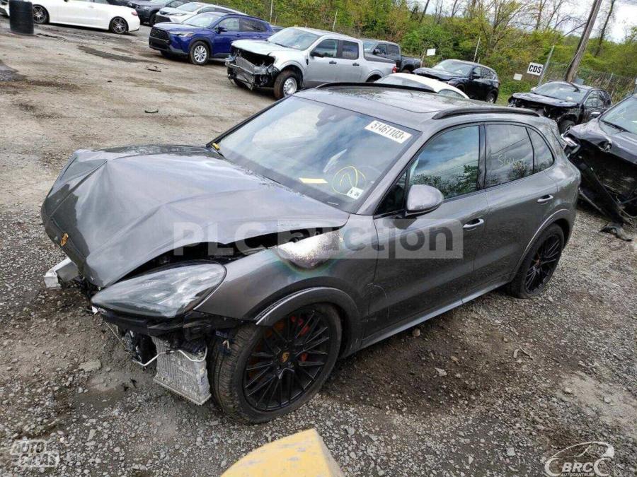 Pelēks Porsche Cayenne 2021 Avižieniai, ar dzinēja tilpumu 4.00 L un nobraukumu 66 tūkst. km par 69000 €, foto 35 vietnē AUTOMOTO.COM.LV